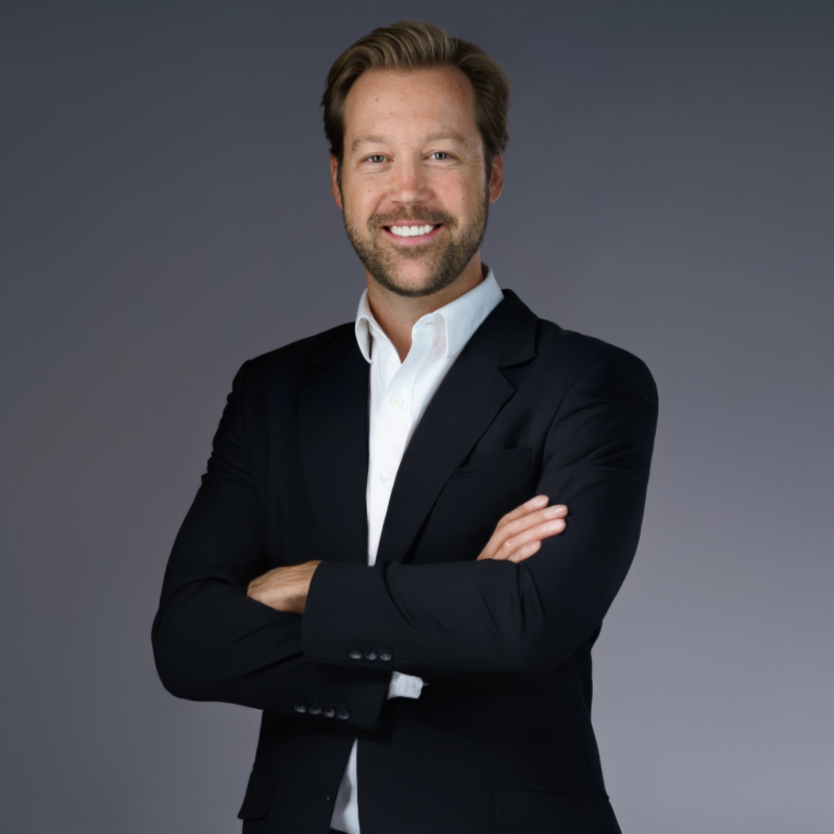 Ep 130: How To Get Rich in a Niche with Clint Salter - Brand Builders Group